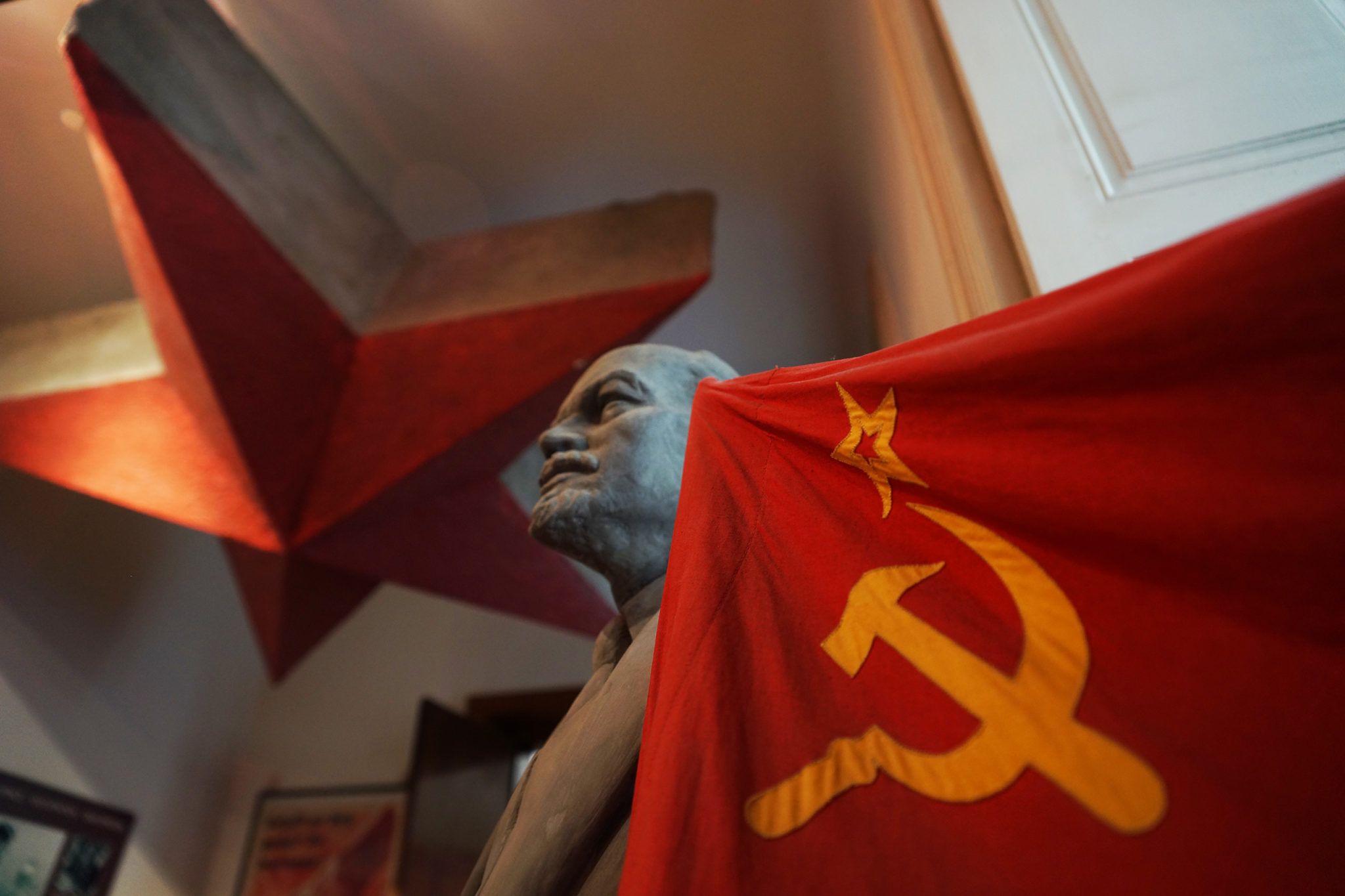 Prague-Communist-Museum-01 - El Estornudo